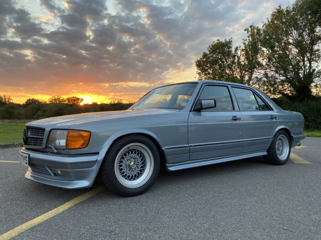 1984 Mercedes 500SE in Cars on CINEMOTO - Vehicle Supply - Film & TV