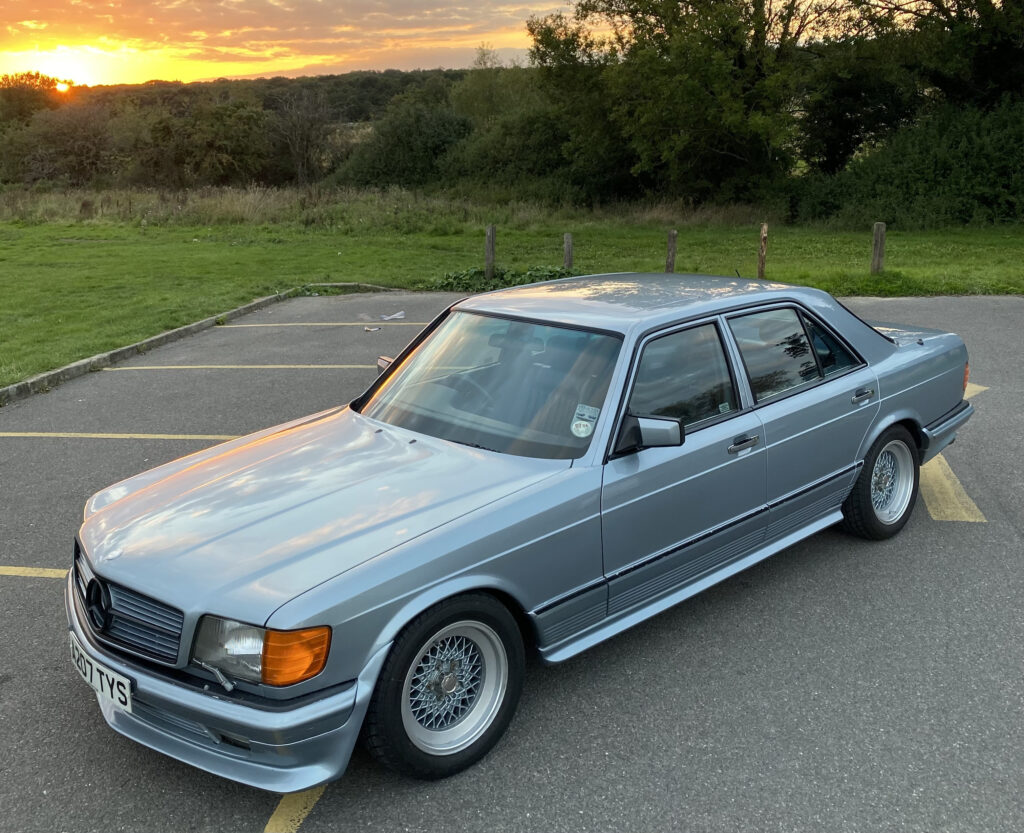 1984 Mercedes 500SE in Cars on CINEMOTO - Vehicle Supply - Film & TV
